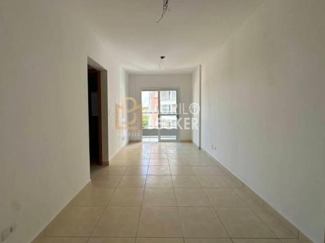Apartamento com 2 quartos á venda no Bairro Jardim Satélite