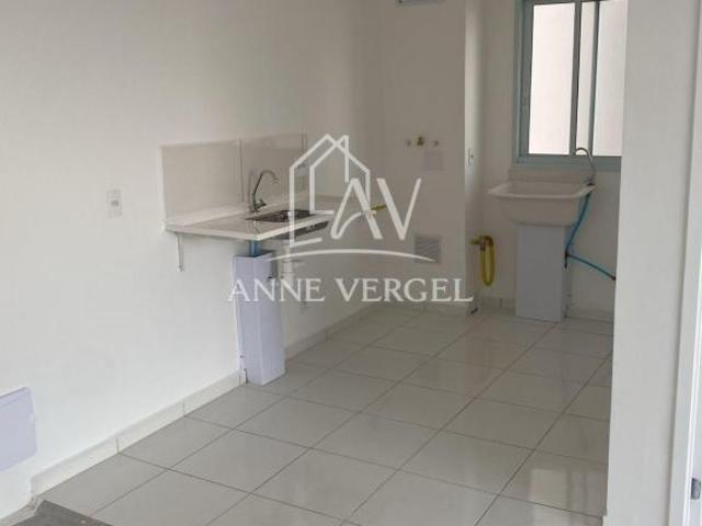 Apartamento com 2 quartos à venda no bairro Vila Sul América em Carapicuíba com 41m² e 1 vaga de car