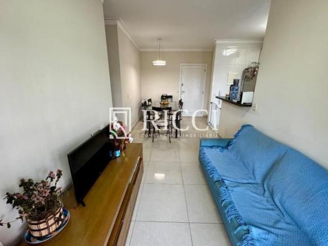 Apartamento com 2 Quartos à Venda no Marapé, Santos SP