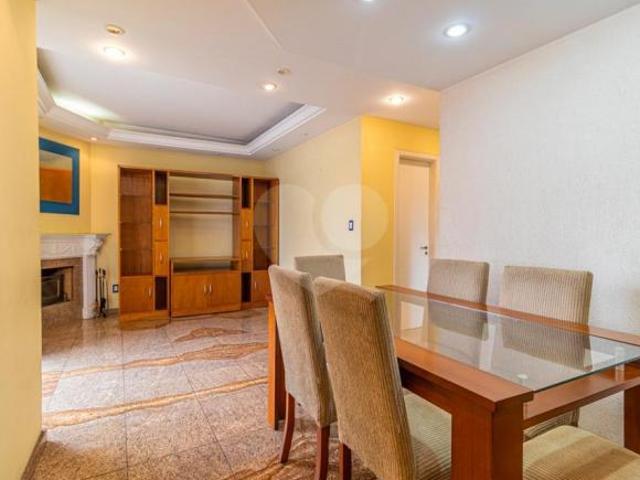 Apartamento com 2 quartos á venda na Chácara Santo Antônio, São Paulo