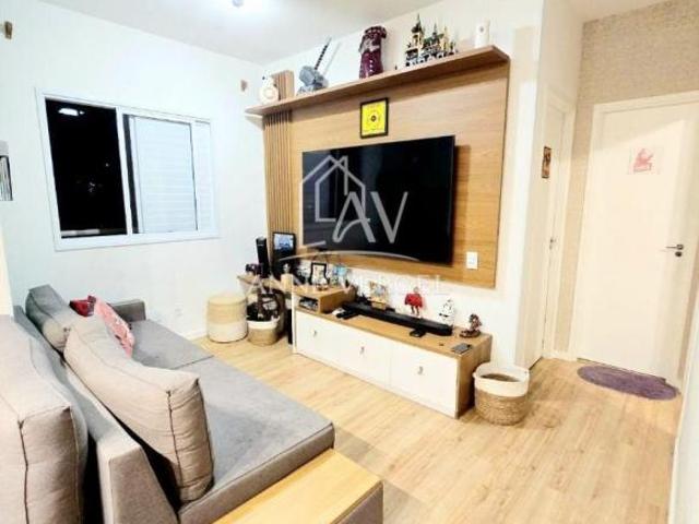 Apartamento com 2 quartos à venda na Granja Viana com 76m² e 1 vaga de carro