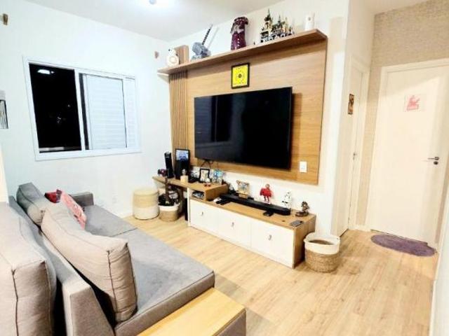 Apartamento com 2 quartos à venda na Granja Viana com 76m² e 1 vaga de carro