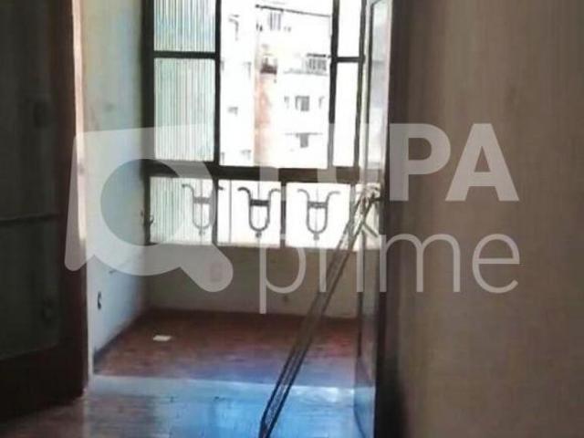 APARTAMENTO COM 2 QUARTOS À VENDA NA SANTA CECÍLIA