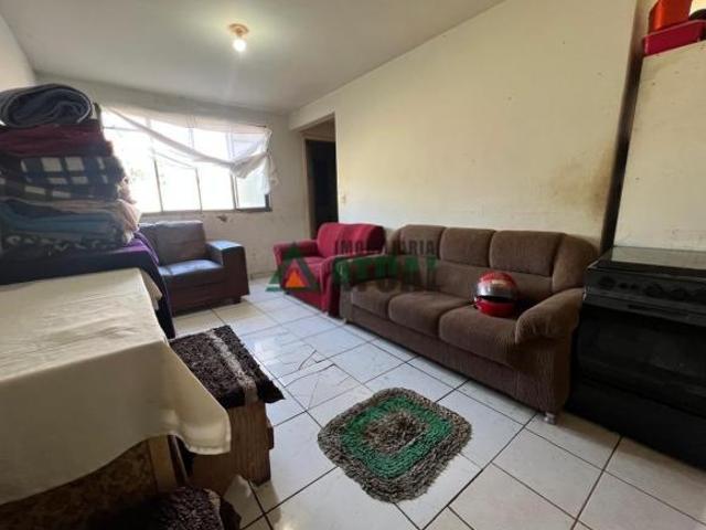 APARTAMENTO COM 2 QUARTOS A VENDA NA REGIÃO SUL