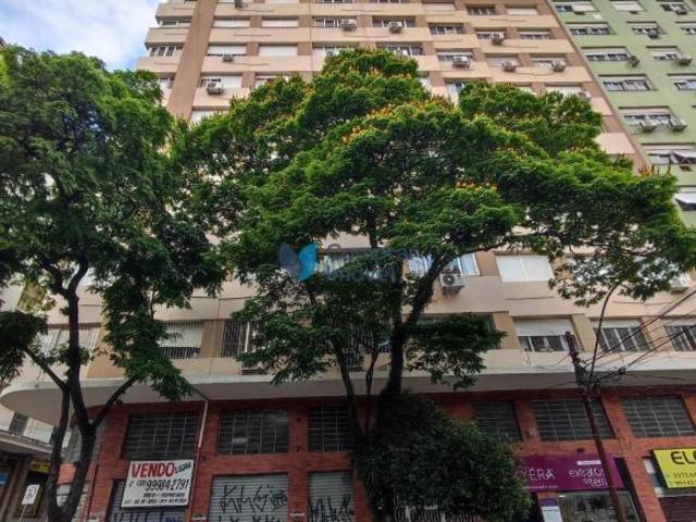 Apartamento com 2 quartos, andar alto no bairro Independência