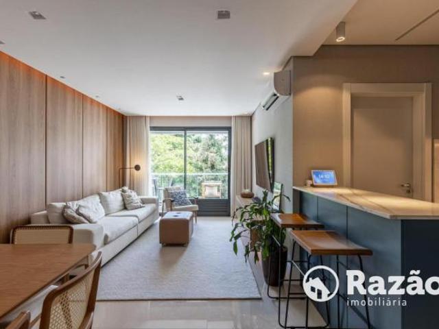 APARTAMENTO COM 2 QUARTOS ÁREA TOTAL DE 165,67m² ALTO DA GLÓRIA REF 6183