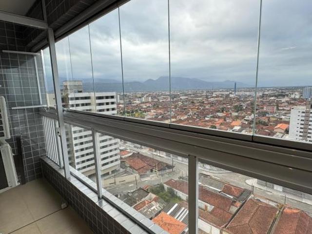 Apartamento com 2 quartos, Balneário Maracanã, Praia Grande R$ 595 mil