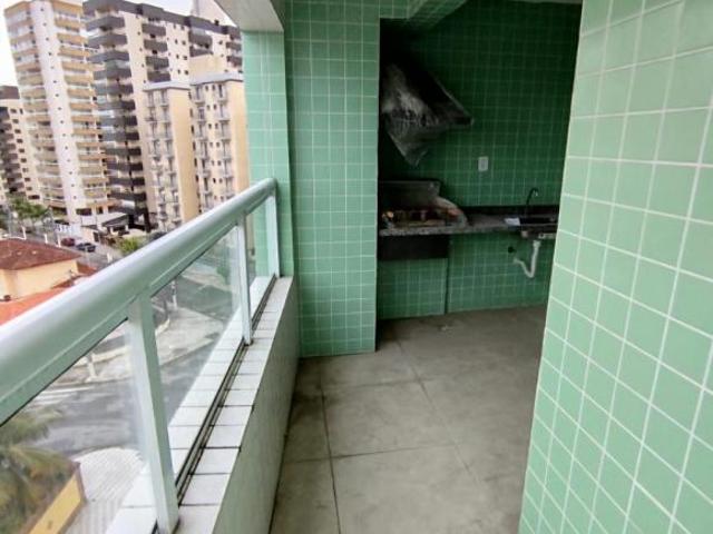 Apartamento com 2 quartos, Caiçara, Praia Grande R$ 490 mil