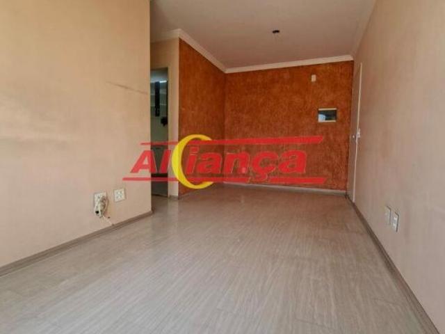 Apartamento com 2 quartos, Condomínio Golden Ville, Jardim São Judas Tadeu, Guarulhos, SP