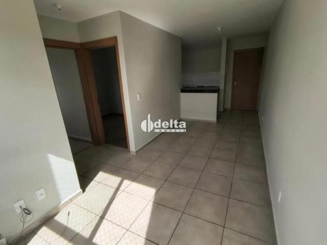 Apartamento com 2 quartos disponível para venda no bairro Grand Ville em Uberlândia MG