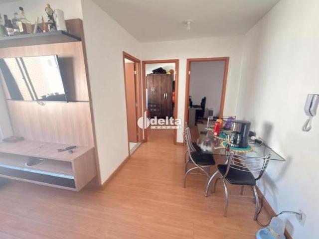 Apartamento com 2 quartos disponível para venda no bairro Grand Ville em Uberlândia MG