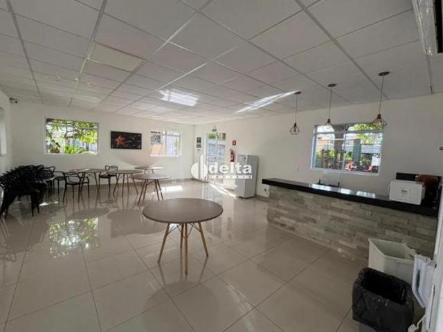 Apartamento com 2 quartos disponível para venda no bairro Jardim Brasília em Uberlândia MG