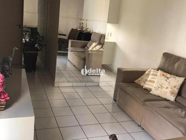 Apartamento com 2 quartos disponível para venda no bairro Jardim Patrícia em Uberlândia MG
