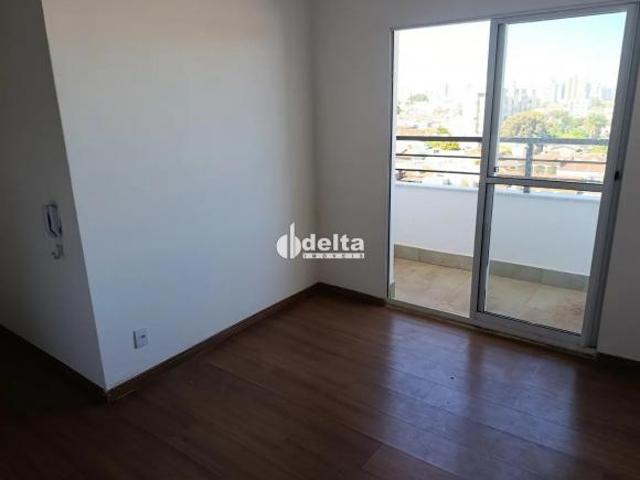 Apartamento com 2 quartos disponível para venda no bairro Martins em Uberlândia MG