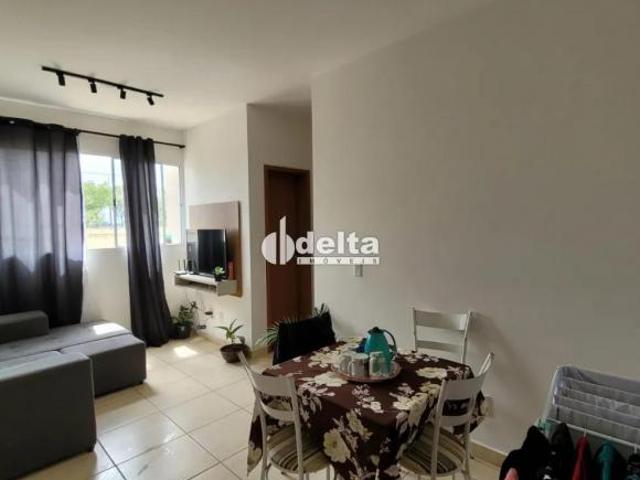 Apartamento com 2 quartos disponível para venda no bairro Panorama em Uberlândia MG