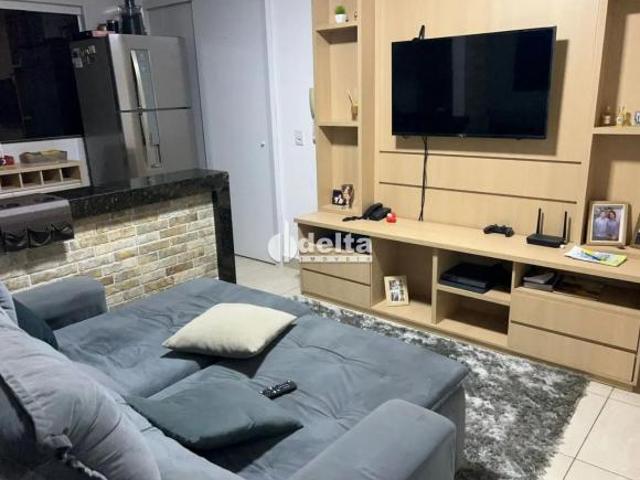 Apartamento com 2 quartos disponível para venda no bairro Presidente Roosevelt em Uberlândia MG