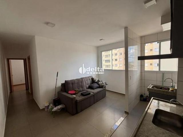 Apartamento com 2 quartos disponível para locação e venda no bairro Gávea em Uberlândia MG