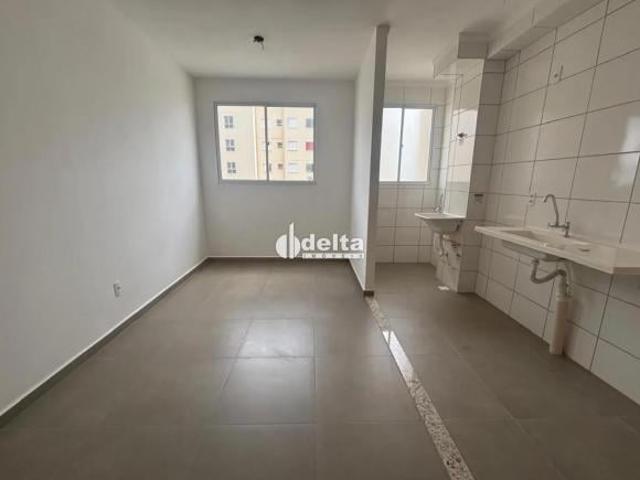 Apartamento com 2 quartos, disponível para locação no bairro Gávea em Uberlândia MG