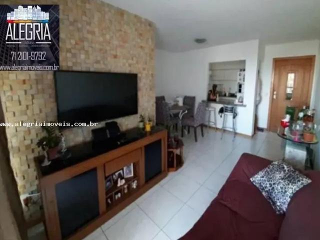Apartamento com 2 Quartos e 3 banheiros à Venda, 68 m² por R$ 500.000