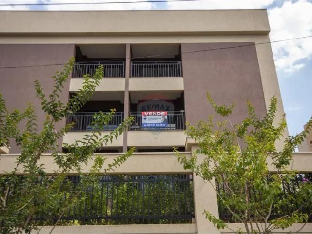 Apartamento com 2 Quartos e 3 banheiros à Venda, 77 m² por R$ 345.000