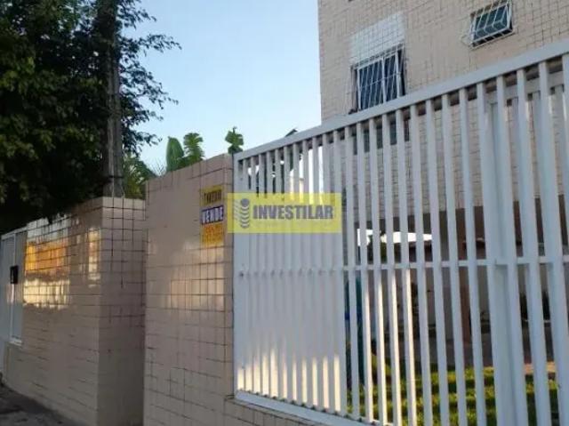 Apartamento com 2 Quartos e 3 banheiros à Venda, 81 m² por R$ 200.000