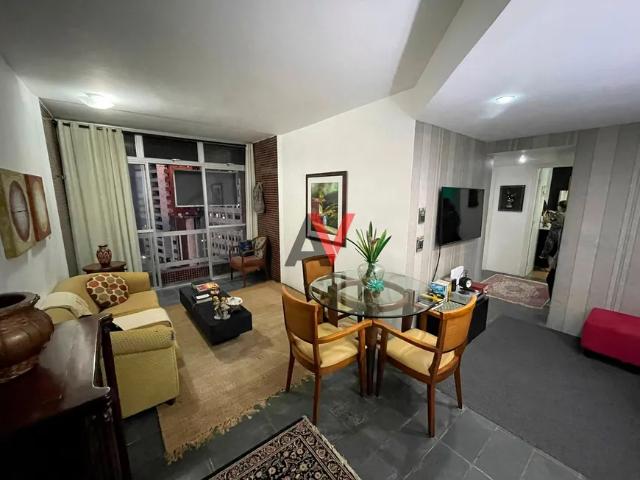 Apartamento com 2 Quartos e 3 banheiros à Venda, 90 m² por R$ 330.000