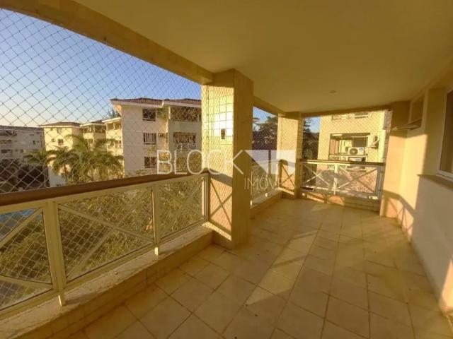 Apartamento com 2 Quartos e 3 banheiros à Venda, 96 m² por R$ 899.000