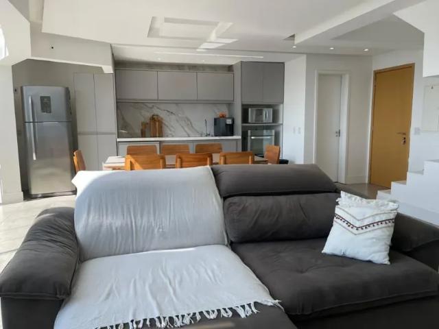 Apartamento com 2 Quartos e 3 banheiros à Venda, 169 m² por R$ 2.150.000