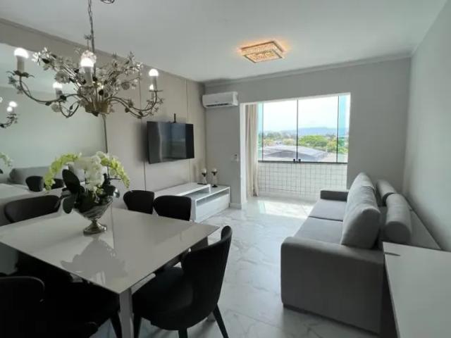 Apartamento com 2 Quartos e 3 banheiros para Alugar, 65 m² por R$ 950/Dia