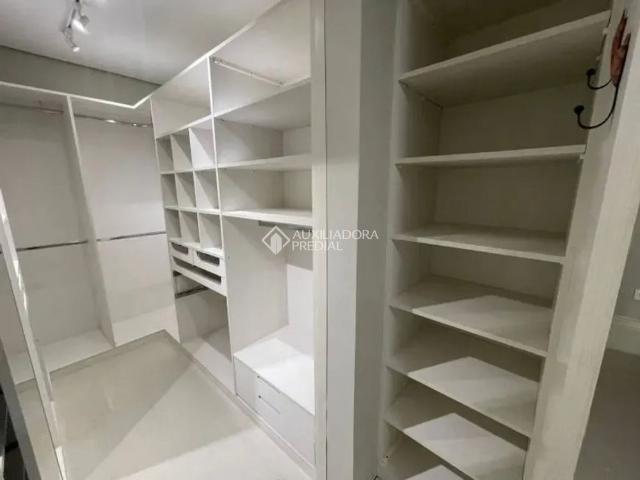 Apartamento com 2 quartos e 109m² para alugar em Centro, Novo Hamburgo