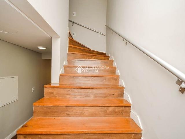 Apartamento com 2 quartos e 193m² para alugar em Santo Antônio, Porto Alegre