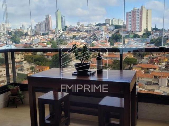 APARTAMENTO COM 2 QUARTOS, E 1 VAGA NA POMPÉIA