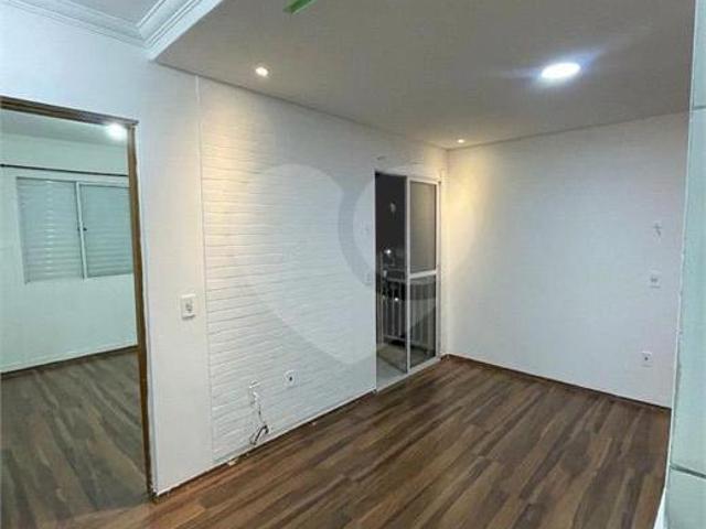 Apartamento com 2 quartos e 1 vaga na Vila Nova Bonsucesso
