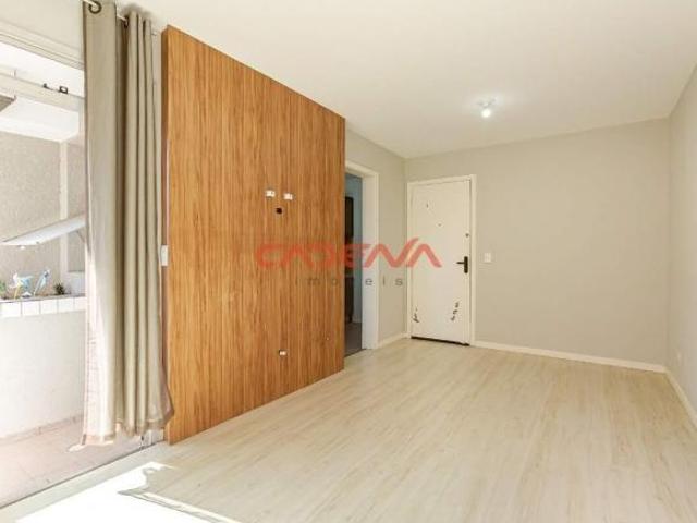 Apartamento com 2 quartos e 1 vaga à venda no Centro