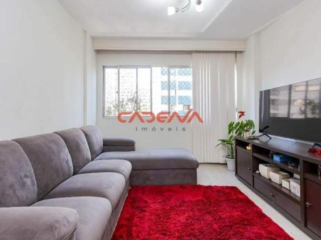 Apartamento com 2 quartos e 1 vaga à venda no Água Verde