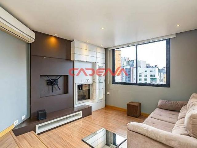 Apartamento com 2 quartos e 1 vaga à venda no Água Verde