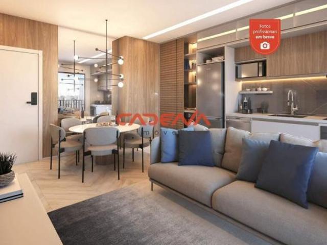 Apartamento com 2 quartos e 1 vaga à venda no Juvevê
