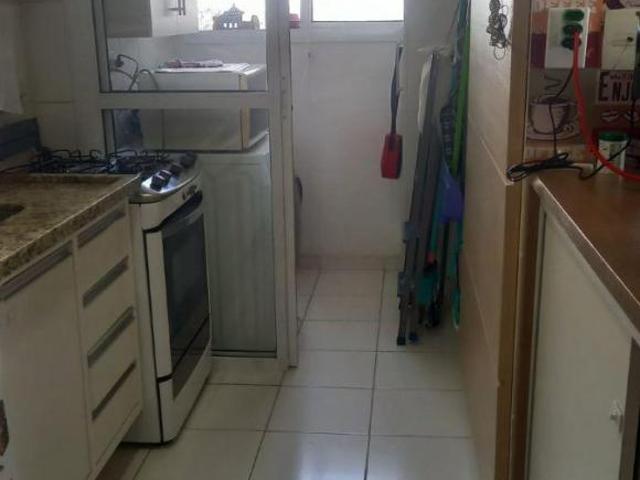 Apartamento com 2 quartos e 1 vaga coberta no Jd. das Vertentes/ vila Sonia. FL64