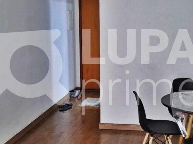 APARTAMENTO COM 2 QUARTOS E 1 VAGA DE GARAGEM À VENDA NA VILA MEDEIROS