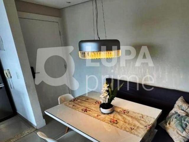 APARTAMENTO COM 2 QUARTOS E 1 VAGA DE GARAGEM À VENDA NA VILA GUILHERME