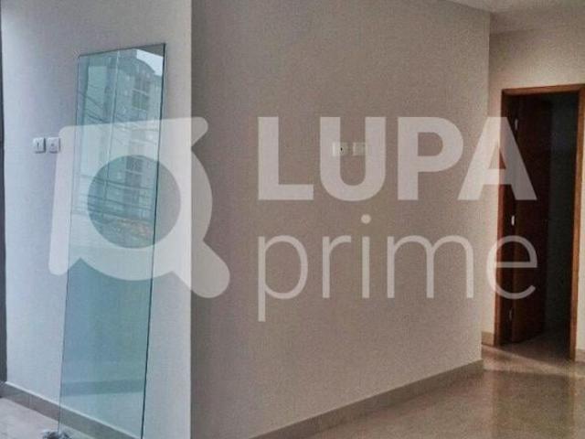 APARTAMENTO COM 2 QUARTOS E 1 VAGA DE GARAGEM À VENDA NA VILA GUSTAVO