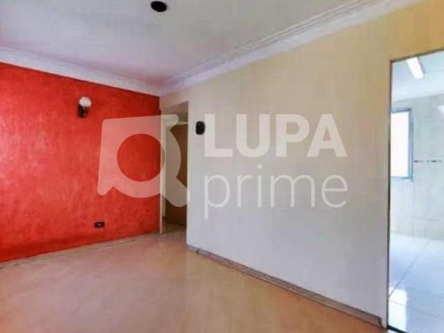 APARTAMENTO COM 2 QUARTOS E 1 VAGA DE GARAGEM À VENDA NA CASA VERDE