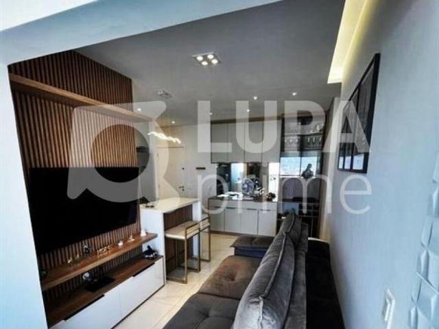 APARTAMENTO COM 2 QUARTOS E 1 VAGA DE GARAGEM À VENDA NA MOOCA