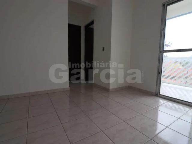 Apartamento com 2 quartos e 1 vaga de garagem em Peruíbe