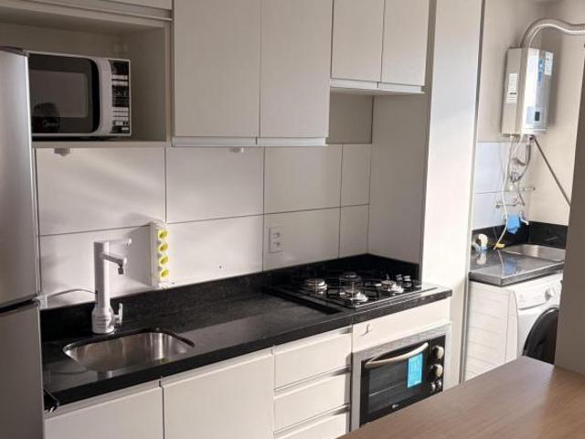 Apartamento com 2 quartos e 1 vaga de garagem no Bairro Sarandí