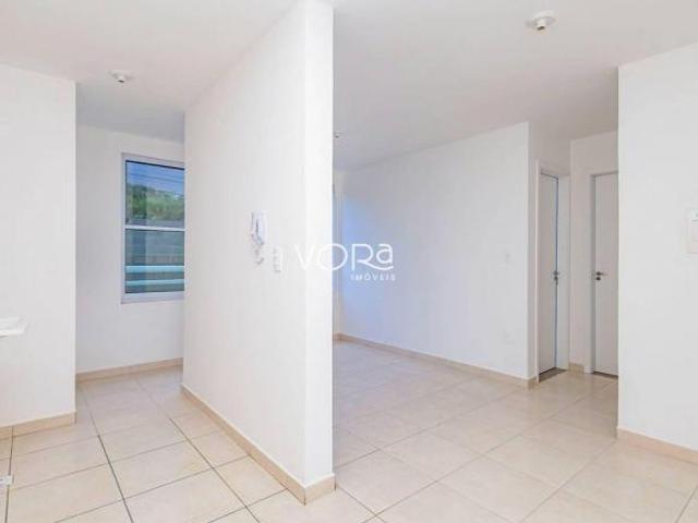 Apartamento com 2 quartos e 1 vaga de garagem no Santa Cândida