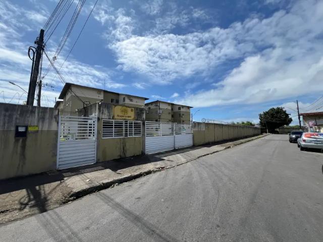Apartamento com 2 Quartos e 1 banheiro à Venda, 44 m² por R$ 127.000