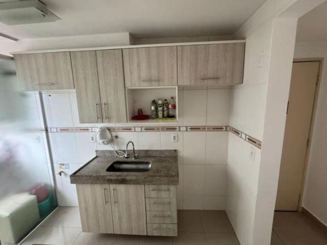 Apartamento com 2 Quartos e 1 banheiro à Venda, 44 m² por R$ 280.000