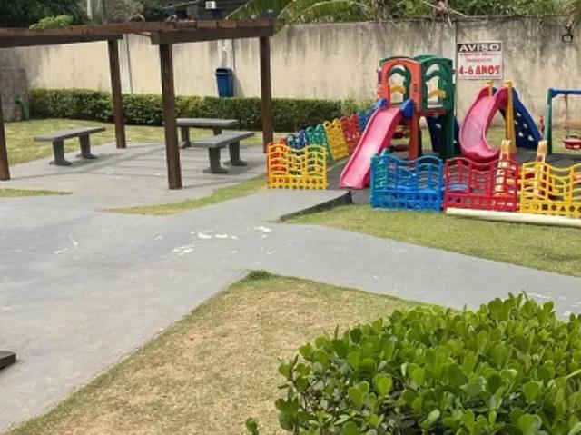 Apartamento com 2 Quartos e 1 banheiro à Venda, 45 m² por R$ 137.000