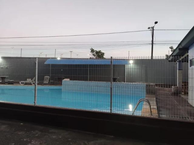 Apartamento com 2 Quartos e 1 banheiro à Venda, 45 m² por R$ 160.000